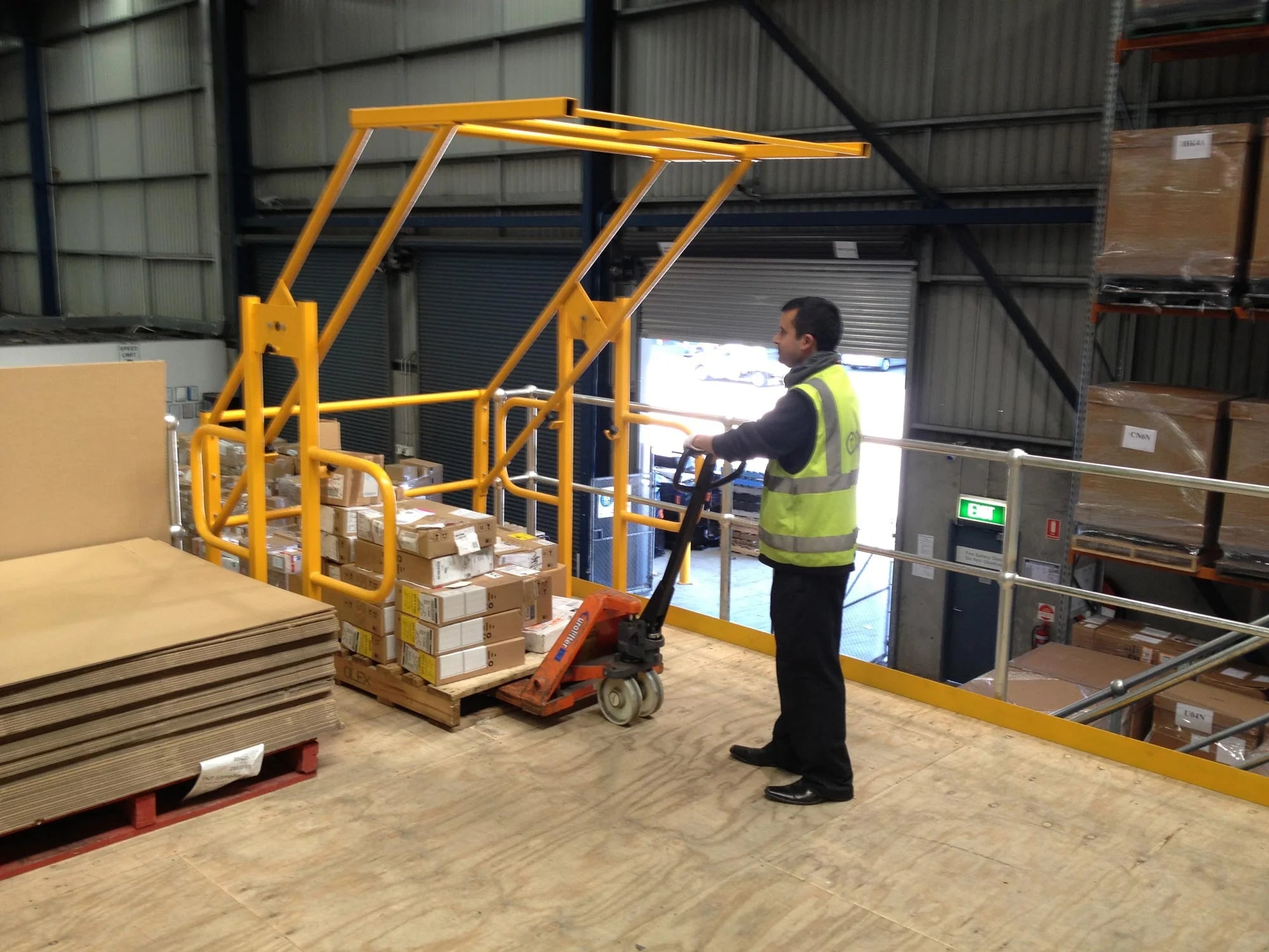 Up And Over Pallet Safety Gate – Steelspan Storage Systems